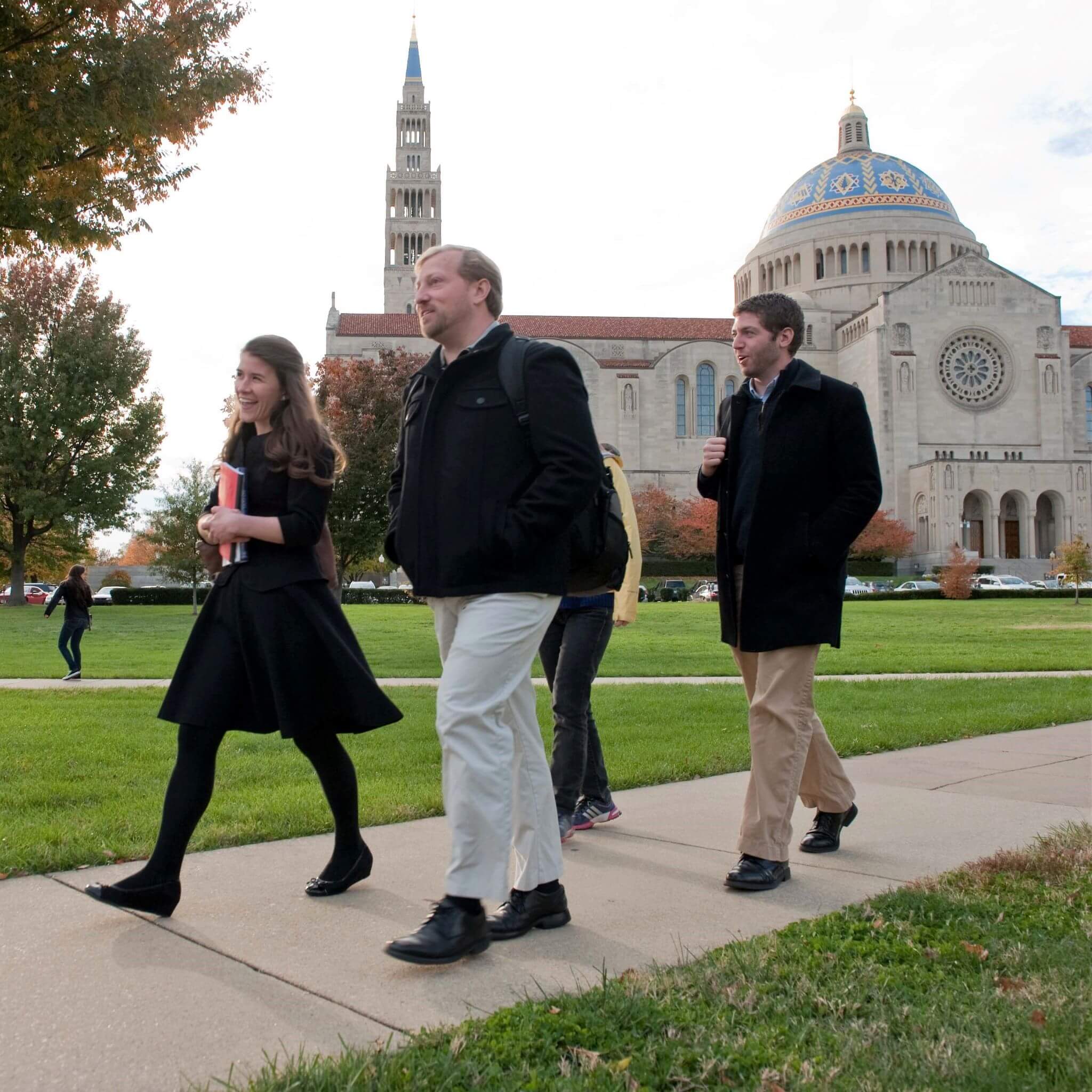 Housing Bulletin Board - Pontifical John Paul II Institute for Studies ...